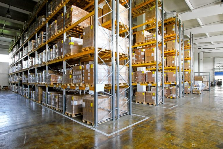 How to Prevent Shelf and Rack Collapse in Warehouses - Hilb Group of ...
